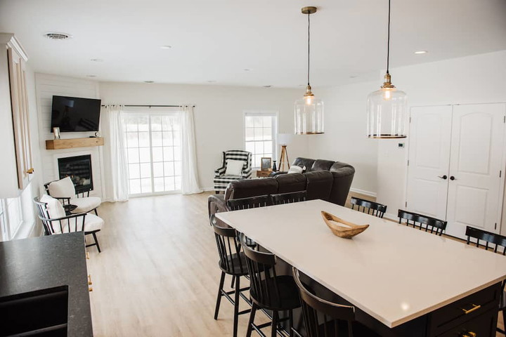 Ellicottville Getaway - Cozy, Newly Built Townhouse With 4 Bedrooms And 2.5 Bath - Ellicottville, NY