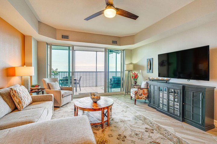 Riverfront Fort Myers Condo W/ Community Amenities - Fort Myers