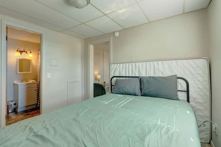 Hell's Kitchen, Apt #1 1-bedroom Apartment Just A Short Walk To Hershey Theatre - Middletown, PA