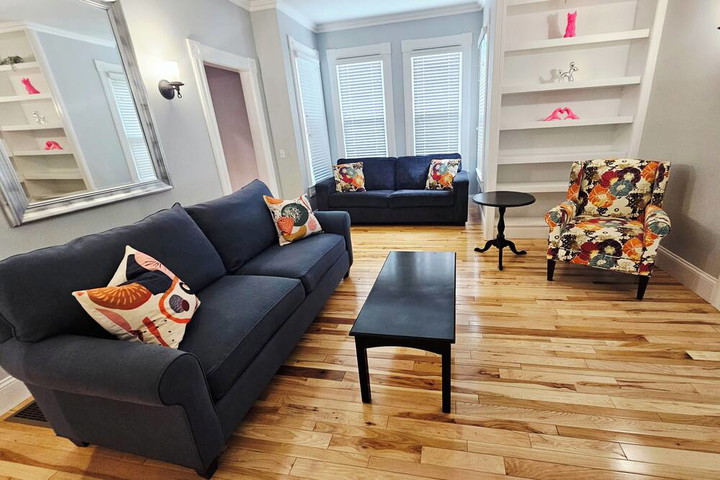 Downtown-ultimate Fam & Friend Getaway! Arcade Gameroom- Basketball Court - Wisconsin Dells, WI