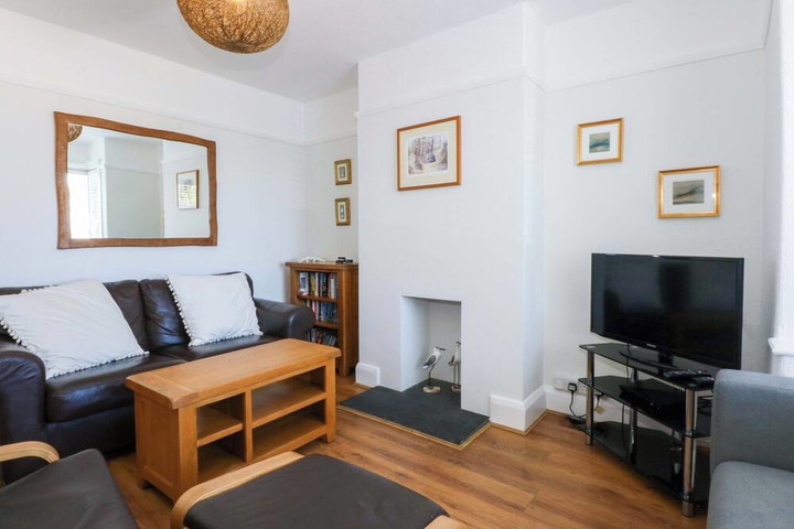 Swn Y Don, Pet Friendly, Country Holiday Cottage In Llanbedrog - Pwllheli