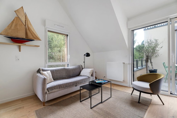 Appartement Cocoon, Saint-lunaire : Terrasse Privée, Balcon Et Wi-fi Inclus - Saint-Lunaire