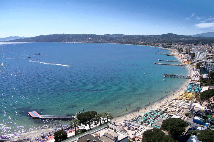 Antibes - Bel Appartement Avec Un Panorama Situé à 300m Des Plages - Juan les Pins