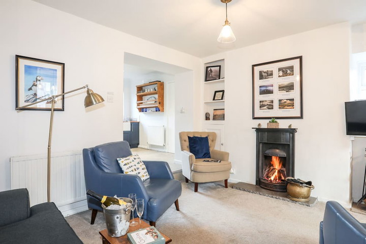 Silva, Pet Friendly, With Open Fire In Penmon - Bangor