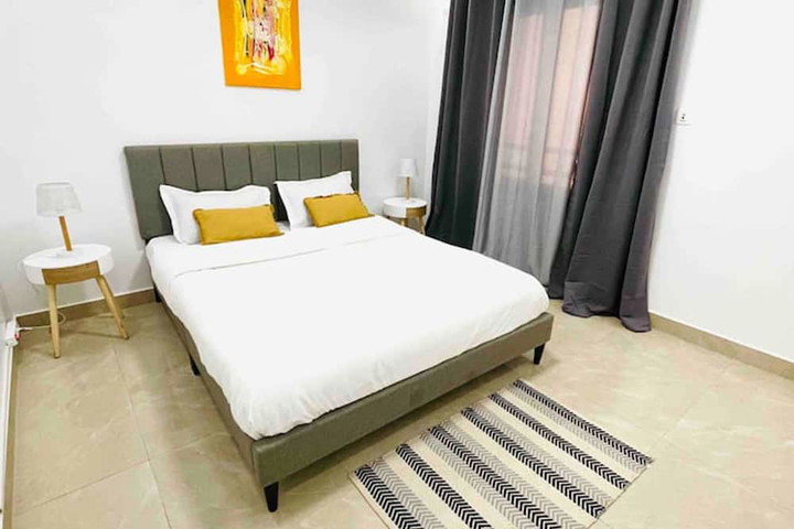 Chambre Privé En Résidence Sécurisée - Dakar