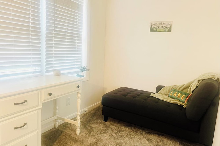 Retreat On Lake Milton 2 Bed - Lake Milton, OH