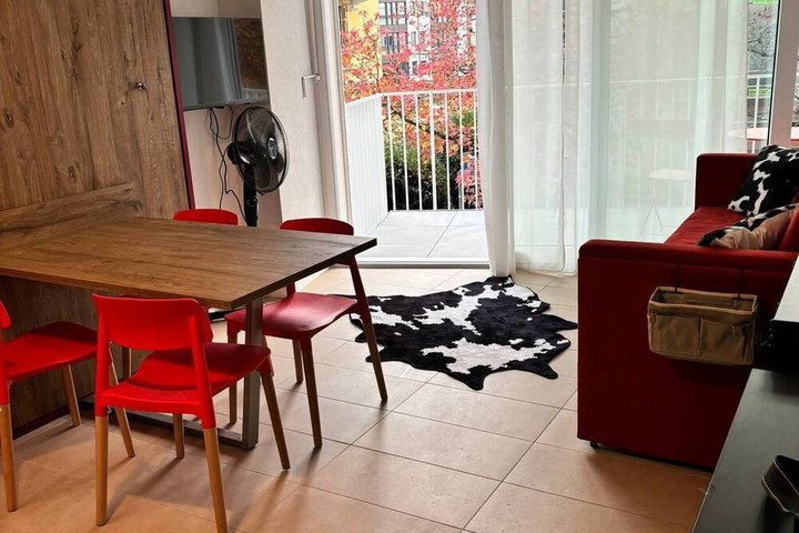 Place De Raisin Avec Machine à Laver - Lausanne