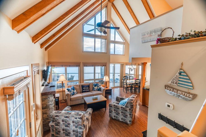 Family Lake-view Cottage At Lacasa Loft + 2br Resort Access - 브리티시컬럼비아