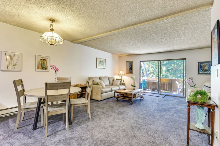 Walk To Beach! Alameda Condo W/ Pool Access - Oakland, CA
