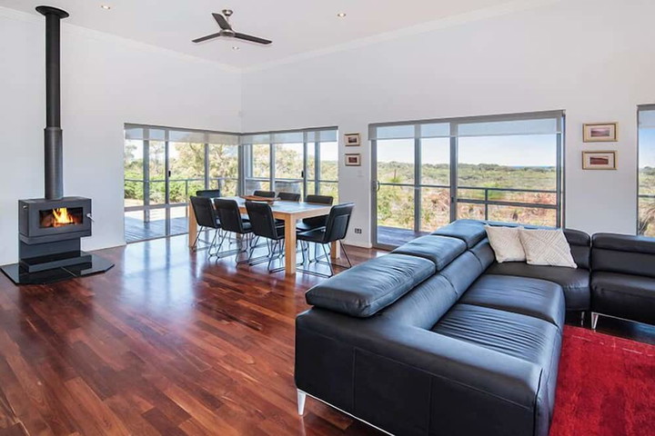 Expansive Valley Views Over Cape Naturaliste National Park - Cowaramup