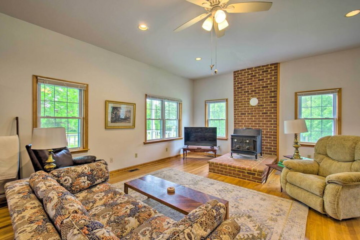 Charming Boydton Retreat ~ 5 Mi To Kerr Lake! - 가스통 호