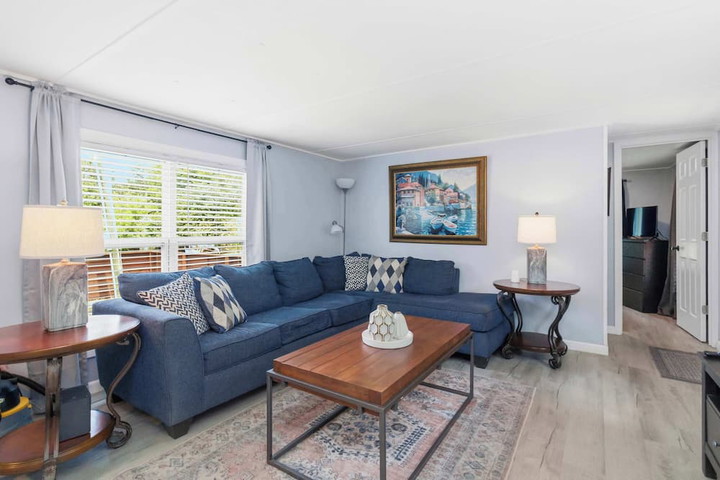 White River Escape With Private Deck And Porch - Fayetteville, AR