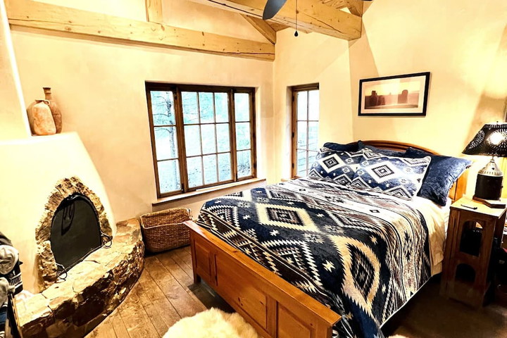 Elegant Chalet In Taos Canyon - Nouveau-Mexique