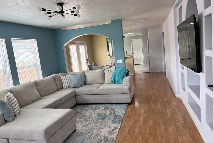 Cozy Home In The Center Of Page, With Boat And Rv Parking, And Tesla Charging. - Page, AZ