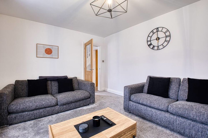 The Southfield Stay - Beautiful, Spacious, Modern Home - Bolton