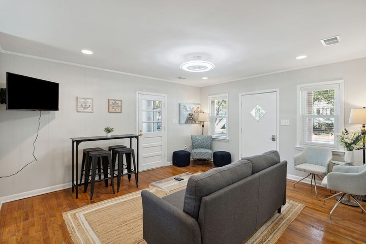 207 W Cooper - The Coop - Cute Folly Cottage In Central Location - Pets Considered - South Carolina