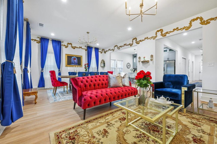 Once Upon A Gem | Disney-inspired 6br | Hot Tub, Game Room, Sleeps 14 - Smyrna, GA