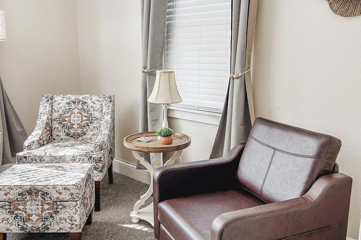Good Vibes & Trail Rides! Cozy 2-bedroom Home Just Off The Chief Ladiga Trail! - Jacksonville, AL