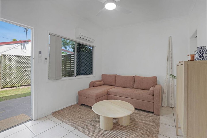 Unit Tucked Away In A Quiet Street - Moreton Island