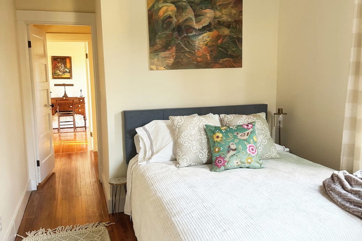 Hollykisshudsonvalley Renovated 1900 Lodge, Full House. - Catskill, NY