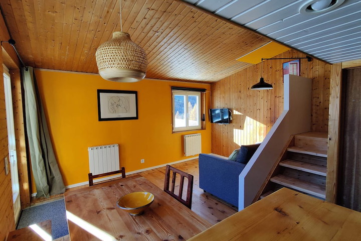Colorful, Self-contained Père Castor Apartment In The Center Of Molines - Saint-Véran