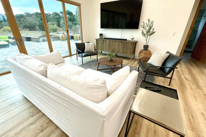 Rustic Elegance On Coyote Creek: A Solvang Sanctuary - Santa Ynez, CA