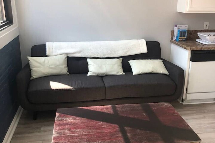 Cozy Downtown Modern Condo In The Heart Of It All - Cleveland, OH