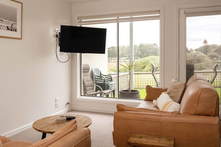 Moyne Views 2 - Overlooking The Edge Of The Moyne River - Port Fairy