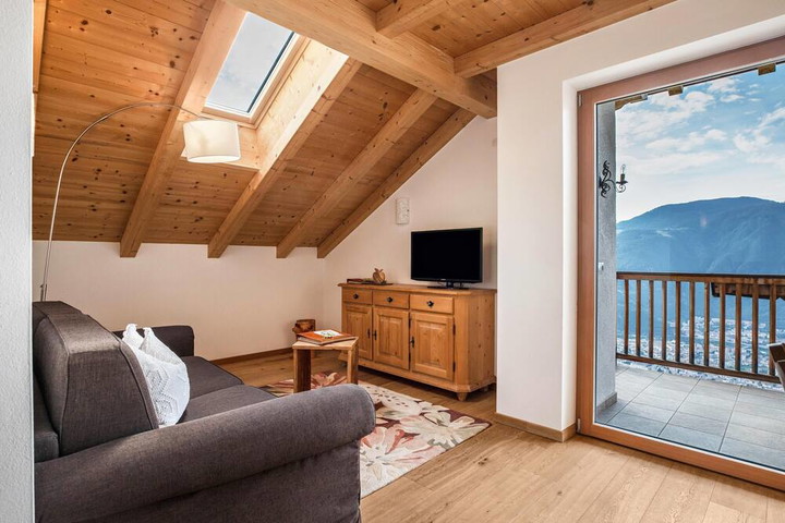 Holiday Apartment 'Wernerhof Fewo Rosela' With Mountain View, Shared Garden And Wi-fi - Bolzano