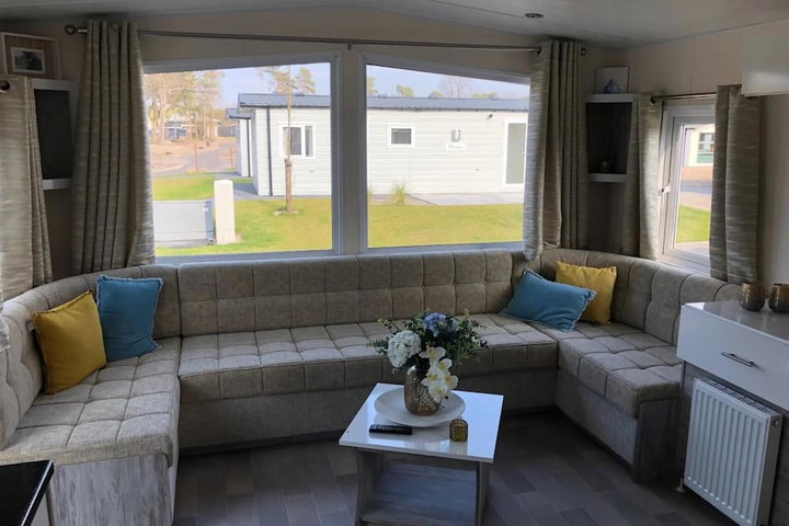 Chalet With 2 Bedrooms - Ham