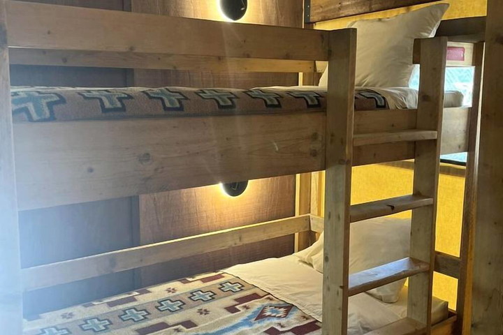 Glamping Experience On This Safari Tent Perfect For Groups In Gatlinburg, Tn - Gatlinburg, TN