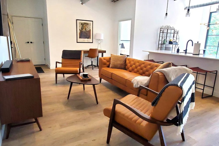 New Modern Condo, King Beds, Rooftop Hot Tubs, Near Downtown, Quiet! - Traverse City, MI