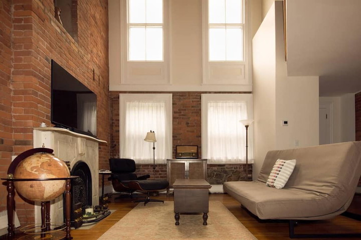 Garden Level Suite, Court Street - Suffolk County, NY