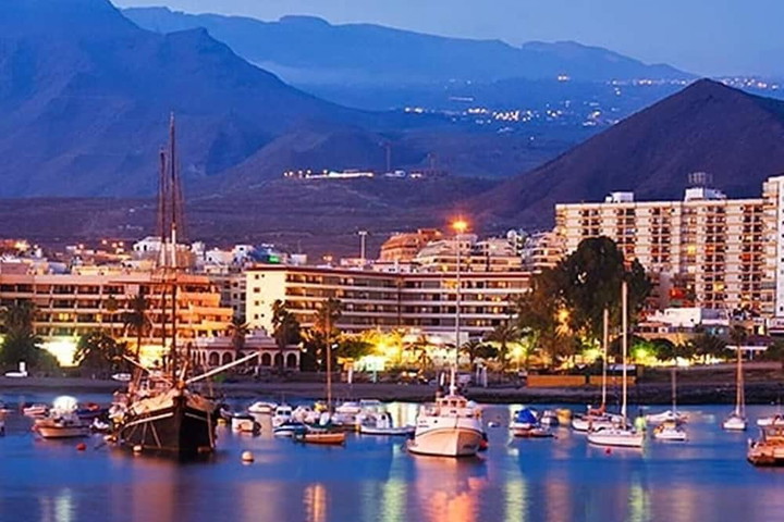 Holiday Accommodation "Apartment In Los Cristianos Centre" - Los Cristianos