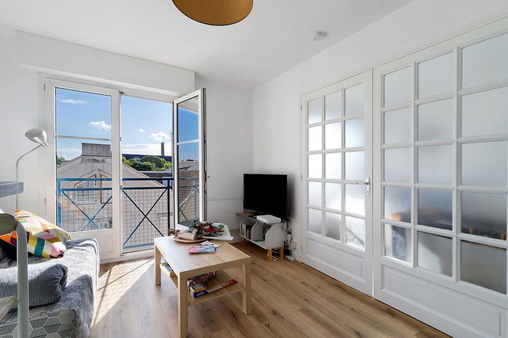 « Entre Gare Et Jardin »  Gare Tgv à 5 Min, Wi-fi, Parking & Noël à Nantes - Basse-Goulaine