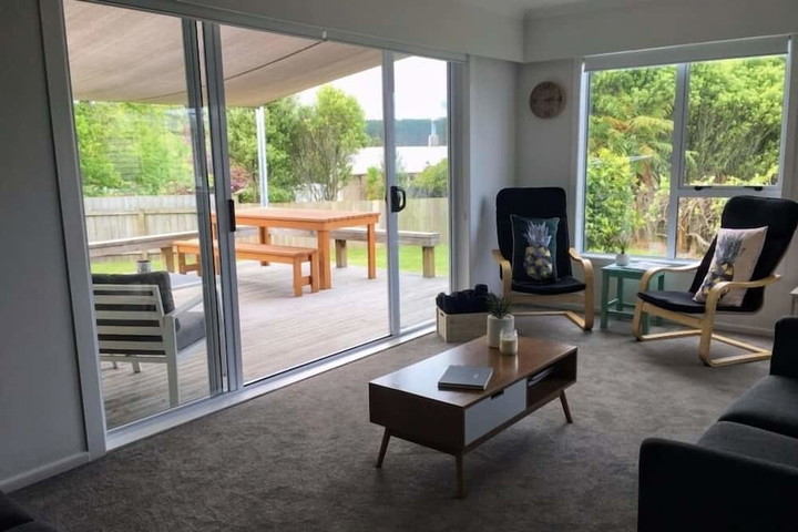 Your Private Slice Of Lake Life! Pet Friendly! - New Zealand