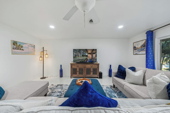 Tranquil Oaks Near Lake & Raceway W/tesla Charger & Family Games Included! - Sebring, FL