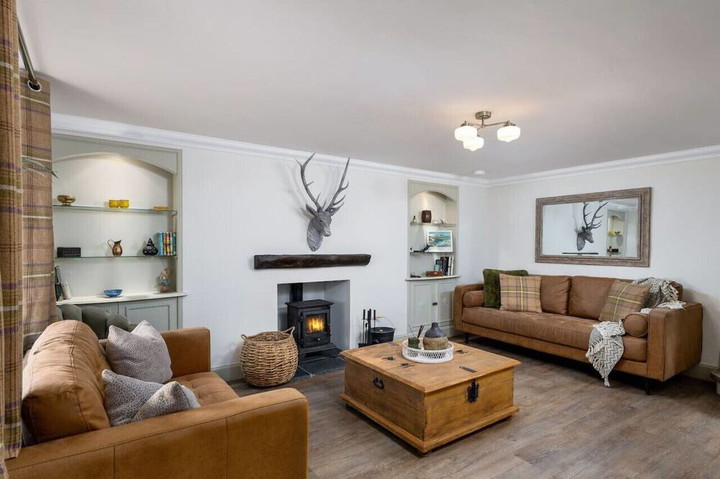 The Tranquil Auchterarder 3-bed Cottage - Auchterarder