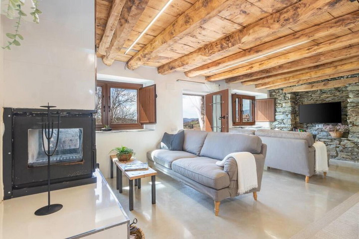 Maison Rurale "El Roure" Avec Vue Sur La Montagne, Piscine Privée Et Wi-fi - Camprodon