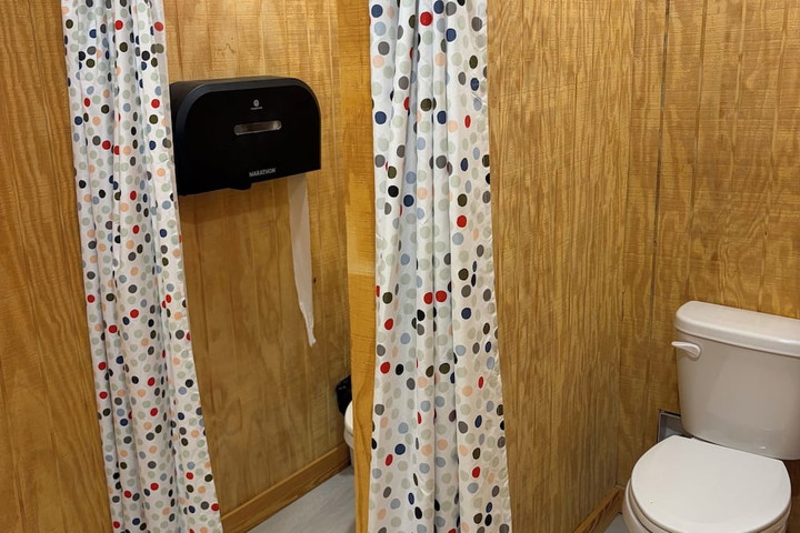 Cozy 1-bedroom Cabin In Serene Foxworth With Ac. Sleeps 16 - Mississippi