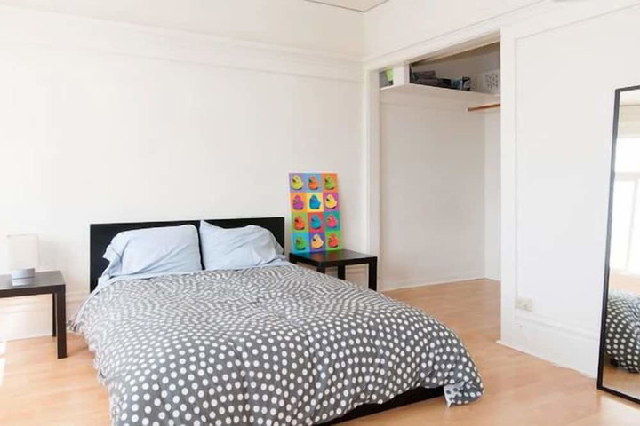 Classic And Cozy Home Away From Home In Beautiful And Convenient Russian Hill - Sausalito, CA