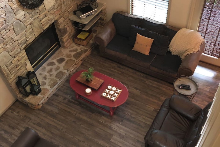 3 Br/3bath Retreat 1.5 Miles From Attraction/resort Pool/pool Table/arcade - Pigeon Forge, TN