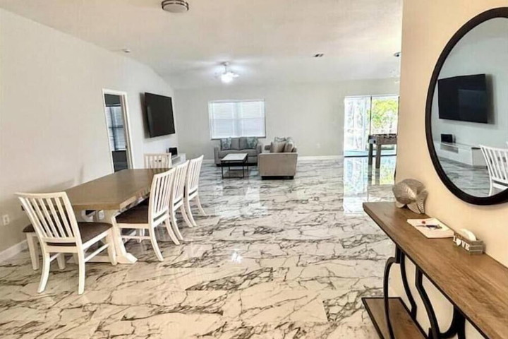 Luxury Relaxation Home 8ppl Pool - Bradenton, FL