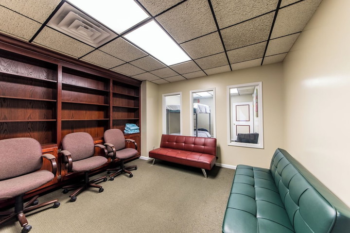 Roxbury - 4br Downtown Group Stay - St. Louis, MO