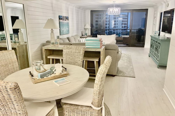 Fantastic Condo On Siesta Key Beach, Available November, December And January! - Sarasota, FL