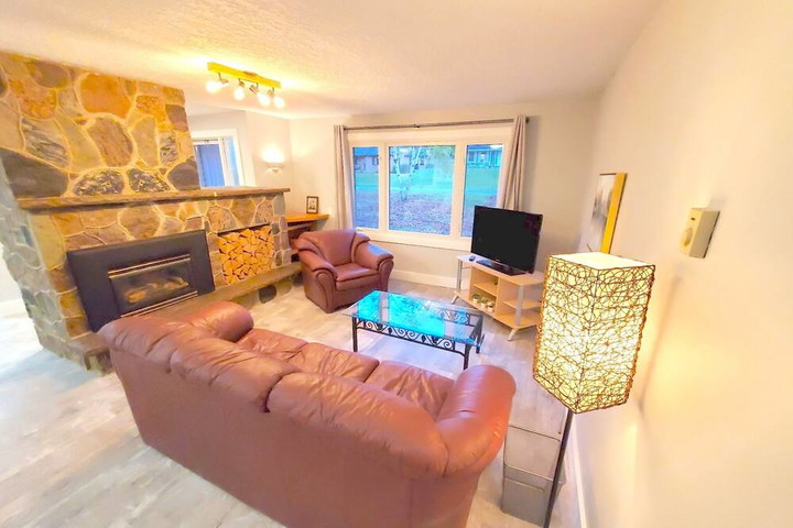 Tranquil Air Conditioned Bungalow - Sauble Beach