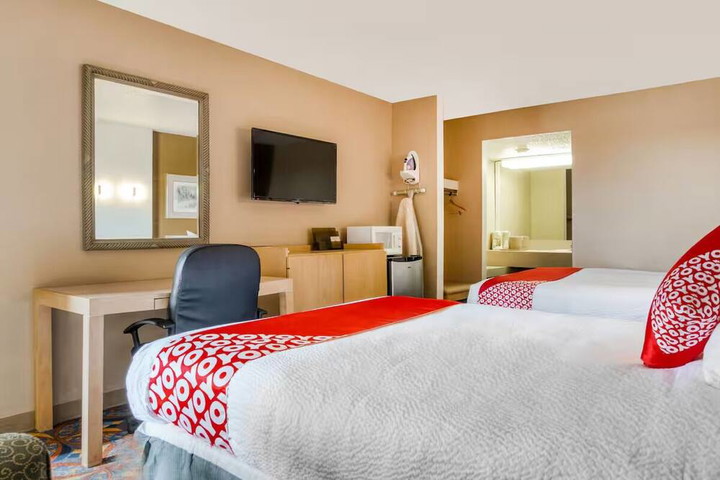 Four Queen Bed Rooms W/ Private Bath  Perfect Stay Close To Local Adventures - Wichita Falls, TX