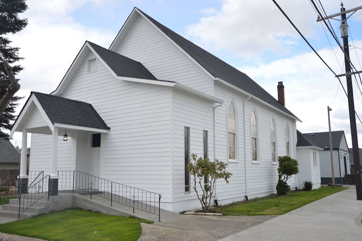 Madison Hill Chapel & Event Center - Monroe, WA