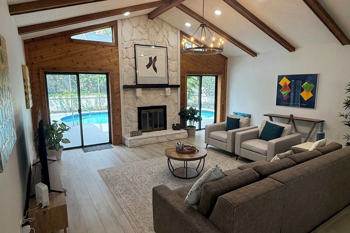 Gulfside Serenity Stay Spanish Oasis W/ Pool & Near The Beaches - Palm Harbor