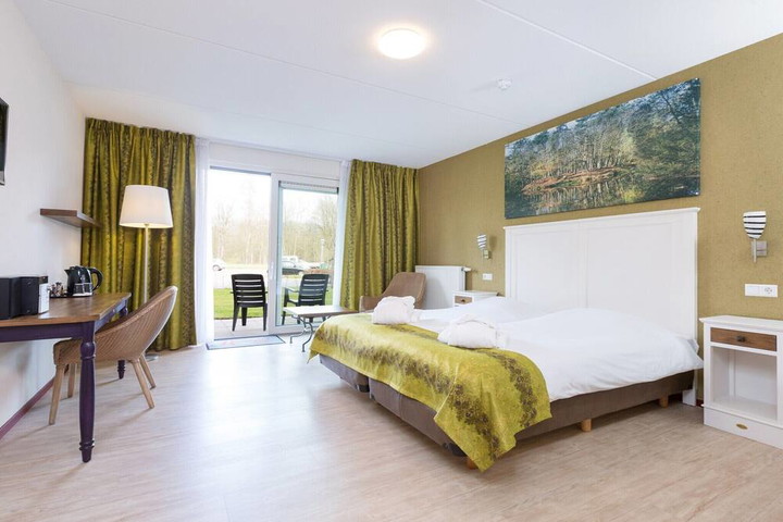 Hotel Room In Arcen With Free Thermaalbad Access - Velden